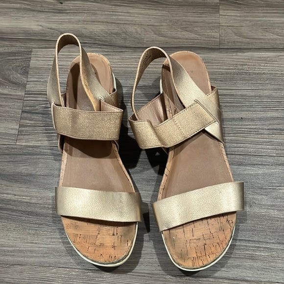 a new day | Shoes | 425 Sale Target A New Day Gold Open Toe Wedge ...
